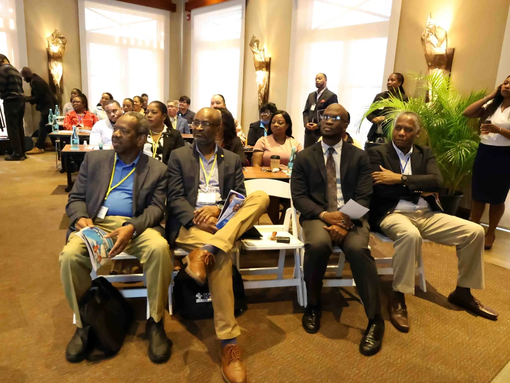 Minister Moxey Praises New Healthcare Push in Grand Bahama