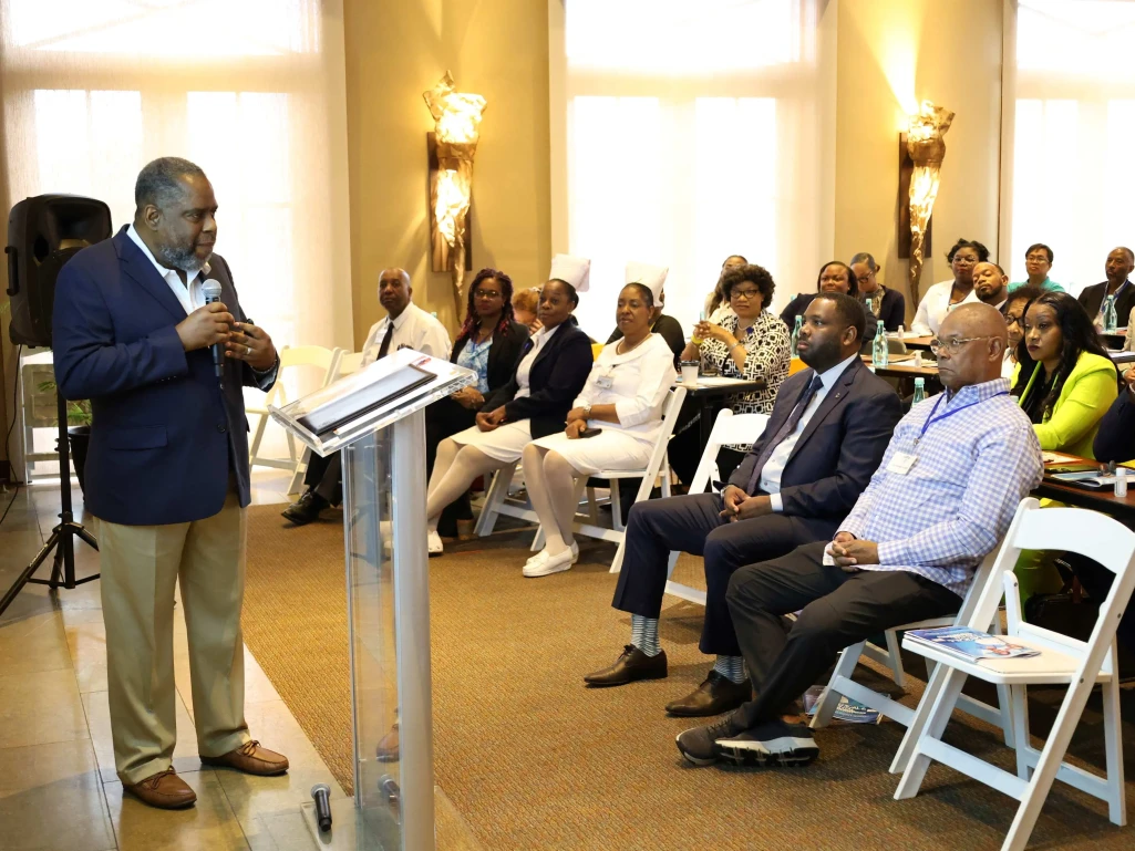 Minister Moxey Praises New Healthcare Push in Grand Bahama