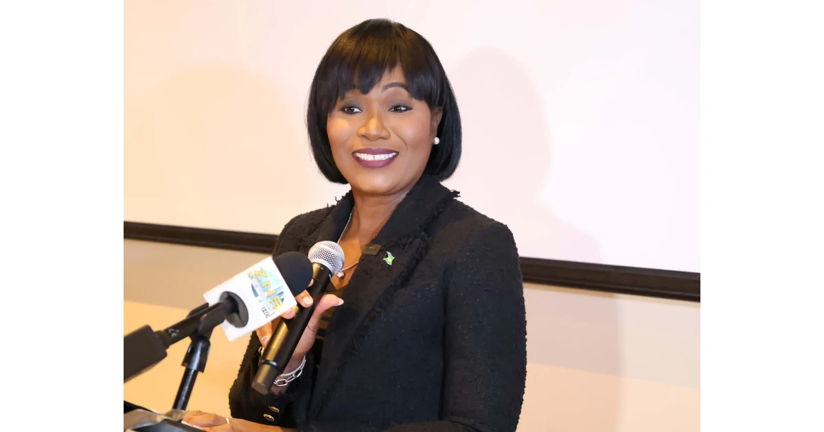 Minister Moxey Praises New Healthcare Push in Grand Bahama