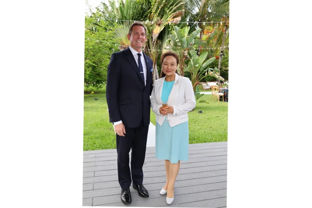Governor General at Farewell for British Commissioner