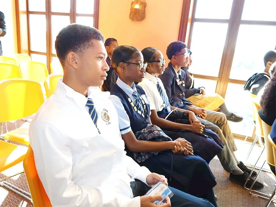 Minister Moxey Commends Bahamas Youth Leadership Development Programme ...