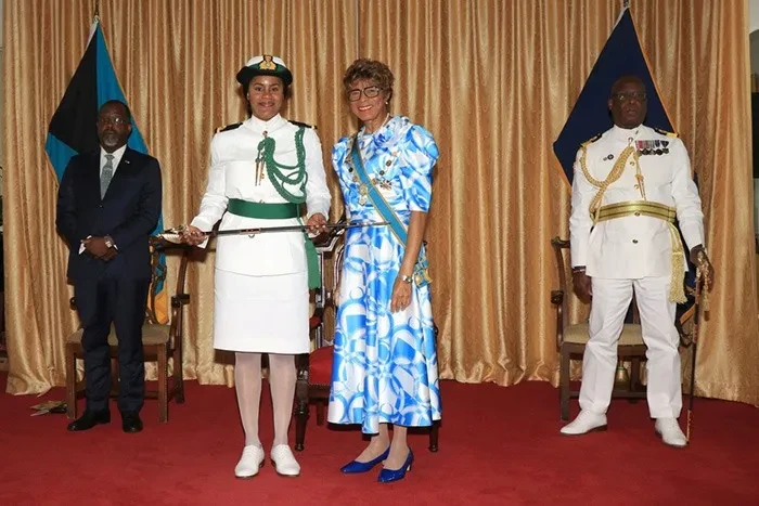 The Governor General presents Royal Bahamas Defence Force Aw