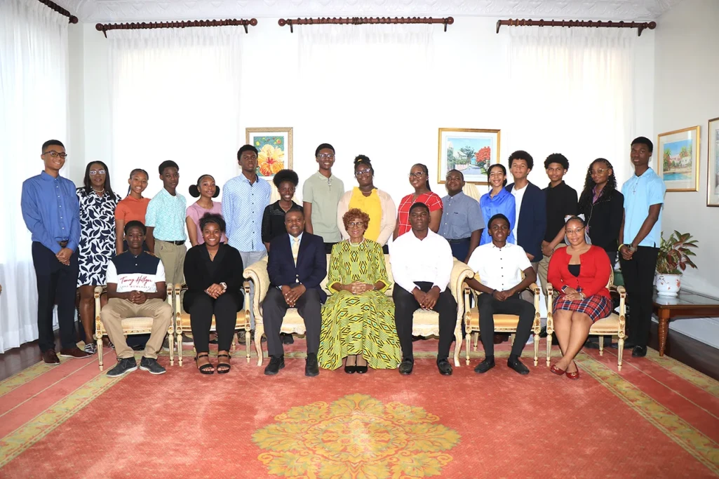 Youth Leadership Program Visits Governor General