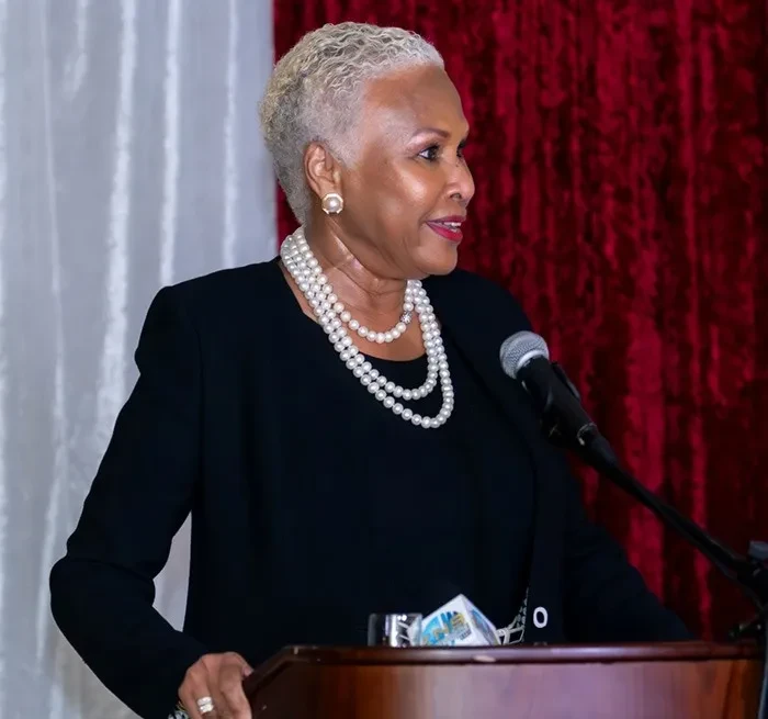 Sharon Wilson honoured at the Senate President's Dinner, Com