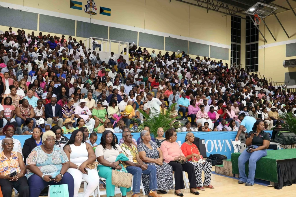 Over 180 UB Nursing Graduates Honored in Pinning Ceremony