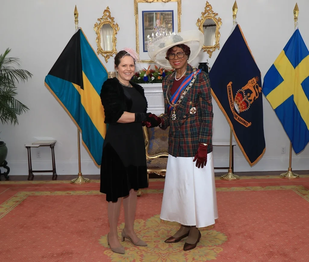 The Swedish Ambassador-Designate presents Credentials to the Governor ...