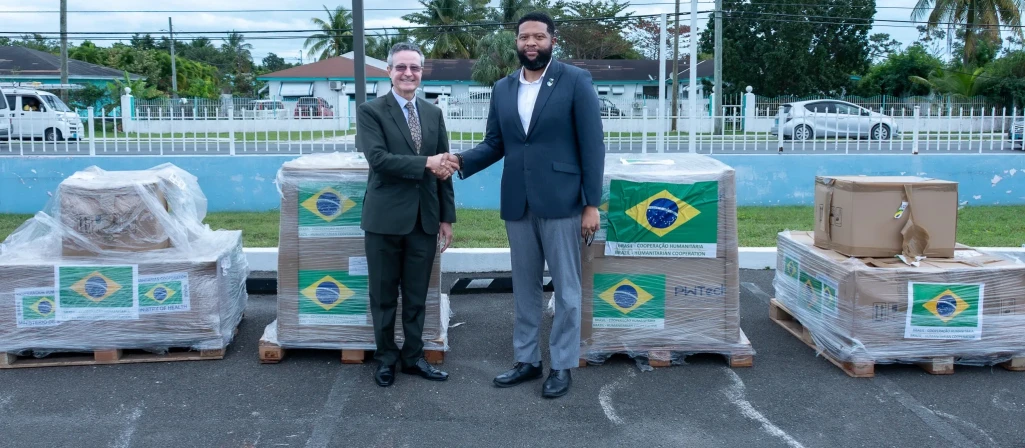 Brazil makes a donation to the Disaster Risk Management Authority