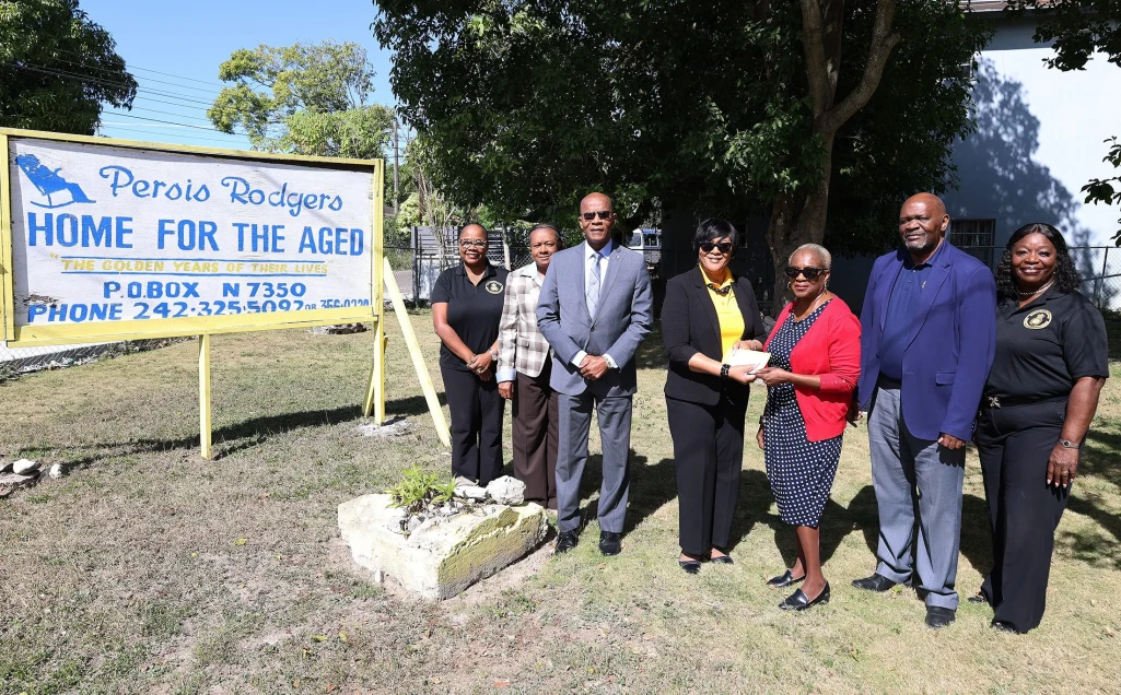Bahamas Customs Department donates to homes for the aged
