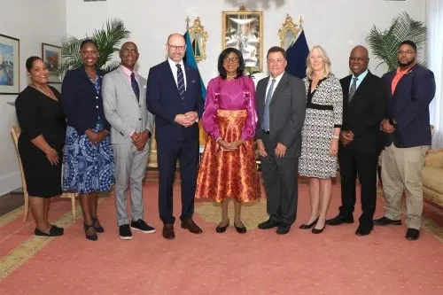 The Governor General receives Duke of Edinburgh's Internatio