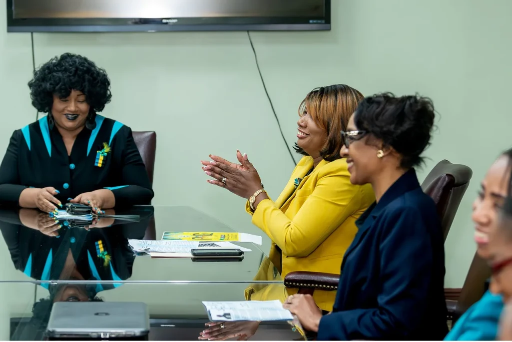 Bahamas Treasury Celebrates 52nd Independence Day