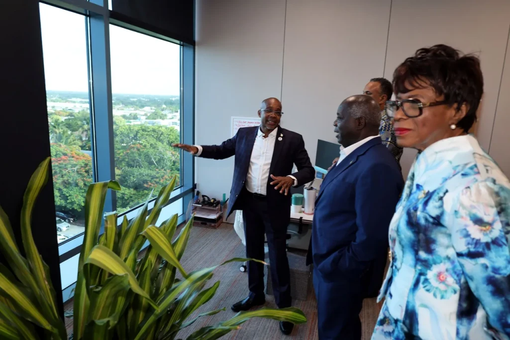 Dame Cynthia Pratt Opens New Leno Corporate Centre