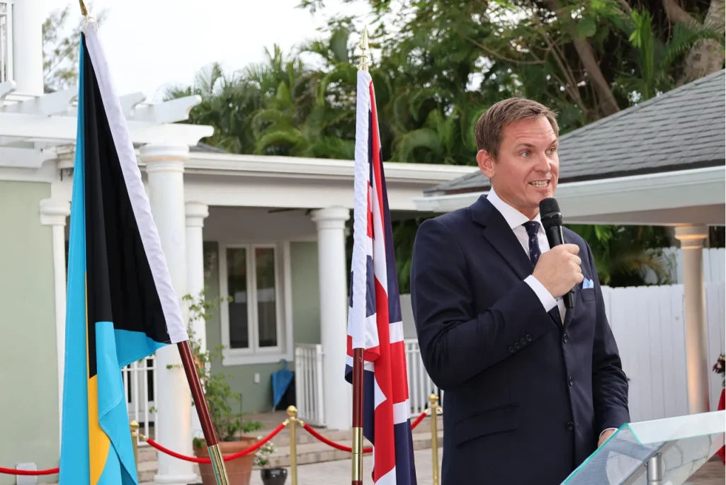 Governor General Attends Farewell for UK High Commissioner