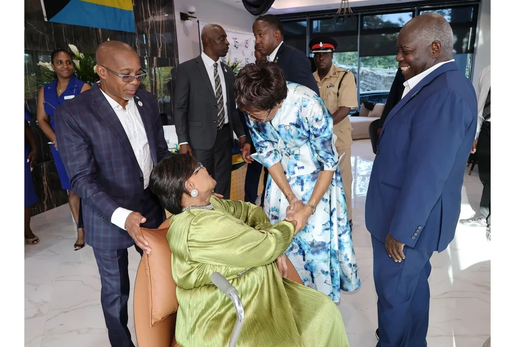 Dame Cynthia Pratt Opens New Leno Corporate Centre