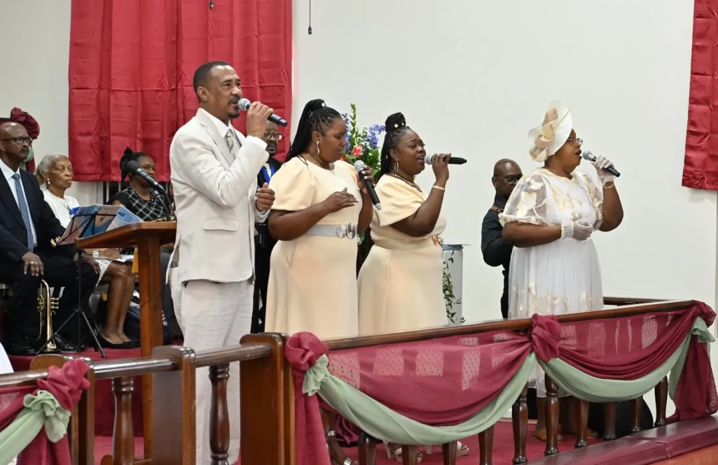 Governor General Attends Induction Service for the First Fem
