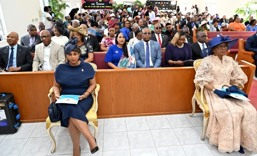 Governor General Attends Induction Service for the First Fem
