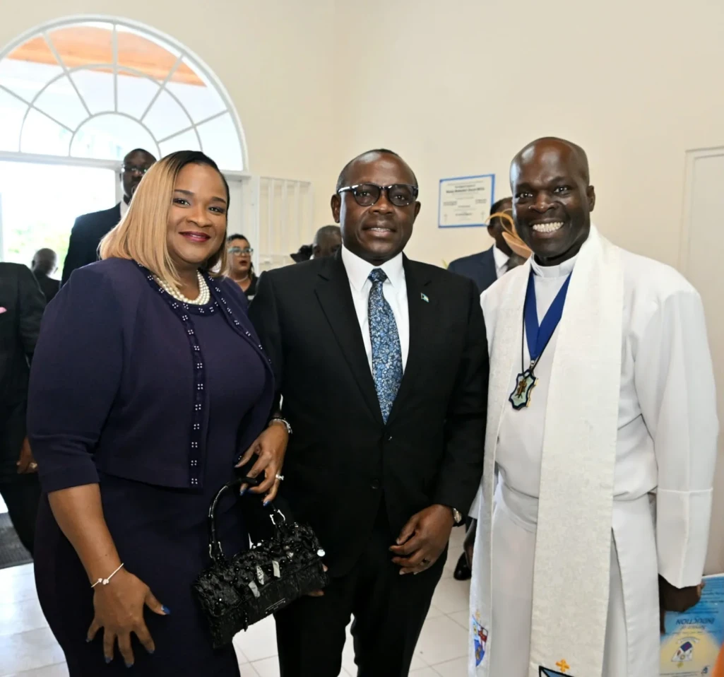 Governor General Attends Induction Service for the First Fem