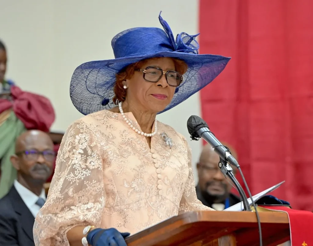 Governor General Attends Induction Service for the First Fem