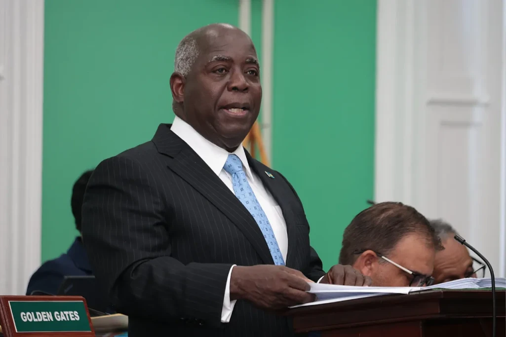PM Davis Thanks Public Servants for Nation-Building Efforts