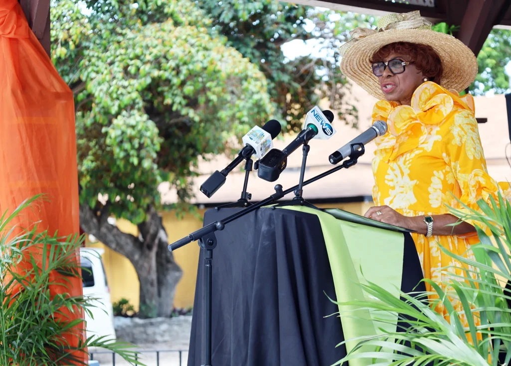 Dame Cynthia Pratt attended Ecumenical Services for Emancipa