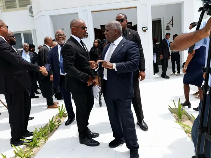 Prime Minister and Deputy Prime Minister attend the funeral