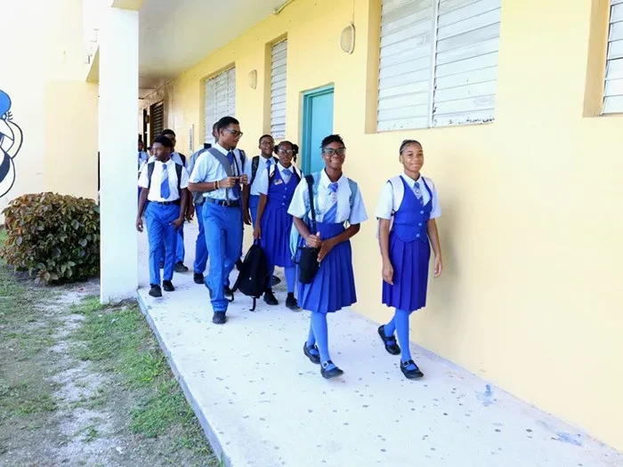 Holmes Rock Junior High Opens Its Doors as Students Across G