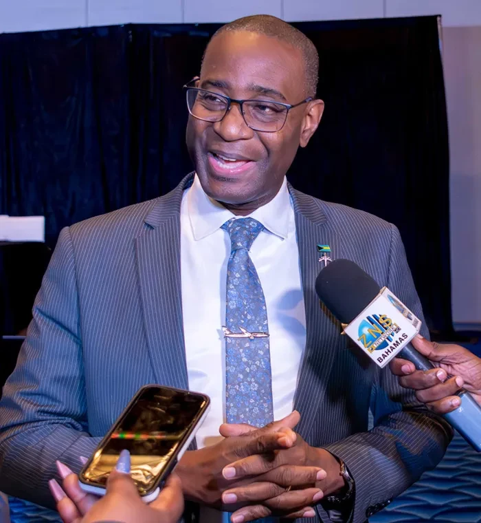 Media introduced to key officials at the start of Second Ann